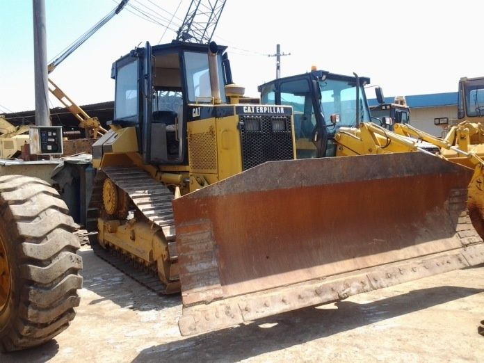 used Caterpillar bulldozer D5M dozer for sale PAD ripper